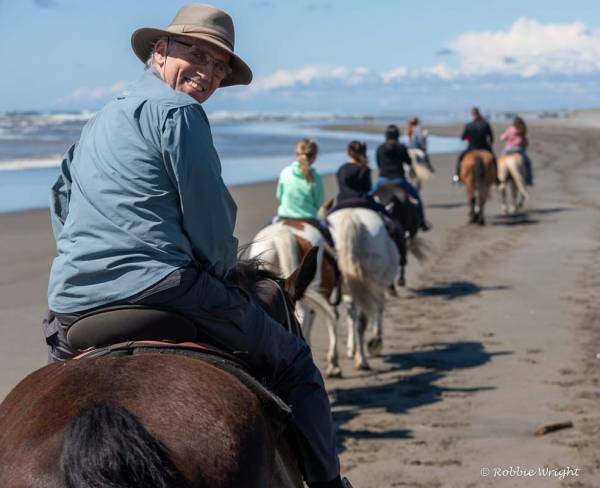 Horseback riding Long Beach WA | Bloomer Estates Vacation Rentals